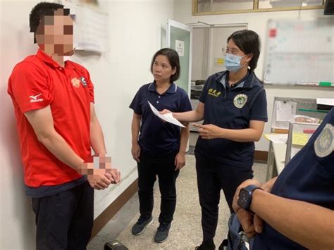 簽名手抖露餡！ 移民署查獲大陸男子竄改姓氏遭法院判刑