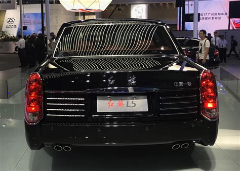 值吗红旗L5首拍450万元 咱车