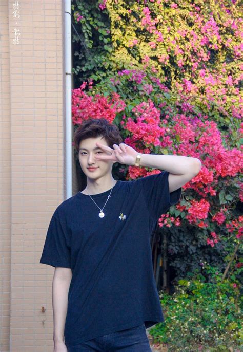 Liu Te Pria Tampan Lelaki Tampan Gambar Pacar