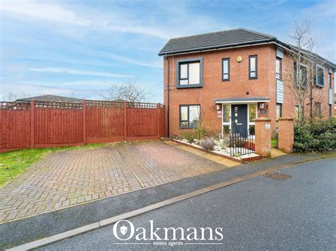 3 Bed Semi Detached House For Sale In Stockmans Close Birmingham B38