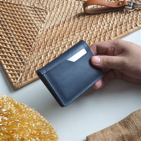 Jesse Cash And Card Holder Vegetable Tanned Cowhide Astrid Leather