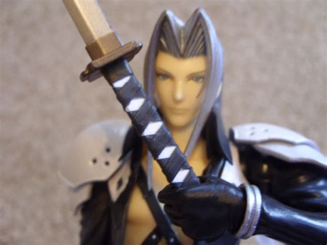 Sephiroth Figure Pose By Miss Sweetlivvy On Deviantart