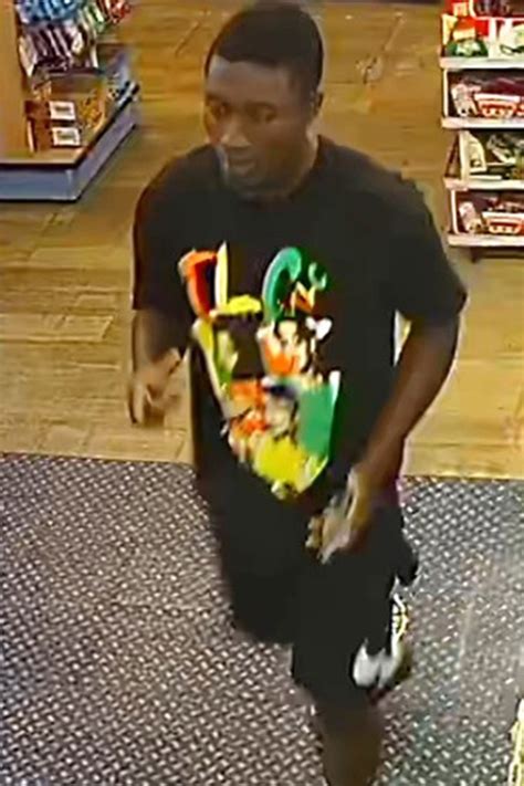 Suspect Robs Man In Wheelchair In Brazen Nyc Robbery Video