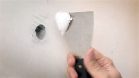 Top 5 Ways To Patch Large Holes In Drywall