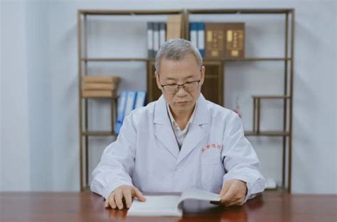 王义军医生：学医必须要科学严谨，认真仔细，要细究书本里面的知识 哔哩哔哩