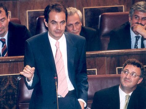 La Vida Política De Zapatero En Imágenes 5