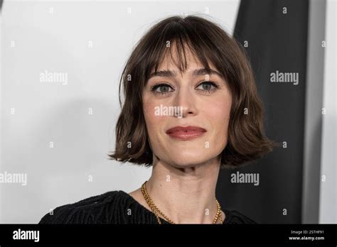 Lizzy Caplan Wearing Dress By Chloe Attends Netflix Zero Day Nyc