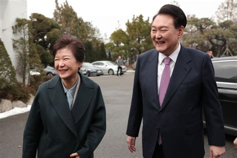 “여러 말씀 하셨지만 특히”尹탄핵 지켜본 박근혜 전 대통령이 한 말
