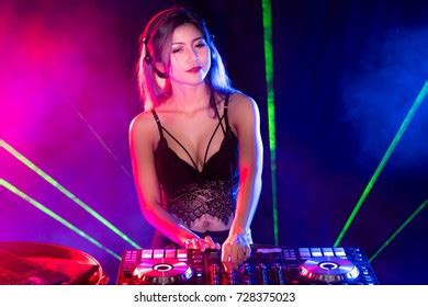 Sexy Dj Mixing Music Party Foto Stok Shutterstock