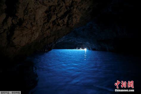 意大利卡普里 蓝洞” 昔日旅游景点如今等客来 搜狐大视野 搜狐新闻