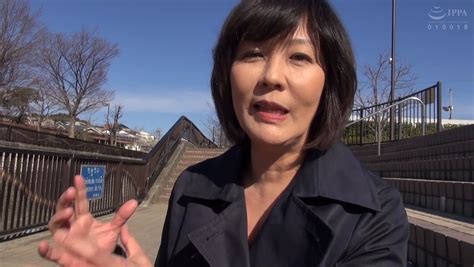 ご近所の地味で平凡な普通のおばさん10人の中出しセックス 2 アダルト動画 ソクミル