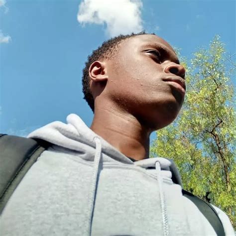 Charlie Charlieitsme Threads Say More