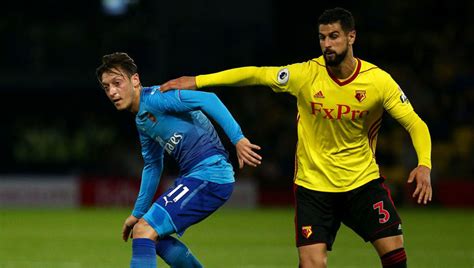 Mesut Ozil Sends Message On Social Media Amid Transfer Rumors Sports