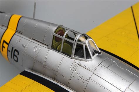 格鲁曼 F4F 3野猫战斗机早期型 02255 1 32 系列 小号手 TRUMPETER