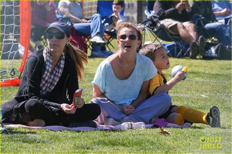 Britney Spears Sunday Soccer Mom Photo 2828478 Britney Spears