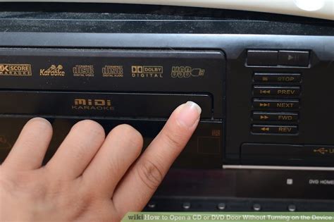 How To Open A CD Or DVD Door Without Turning On The Device