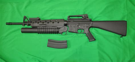 山内工房 新品購入の、eandc M16a4 初速が低い、弾道が安定せず飛距離も出ない