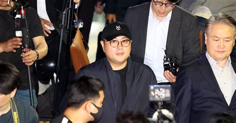 경찰 조사 마친 김호중 “죄지은 사람이 무슨 말 하겠나 남은 조사 성실히 받겠다 조선비즈