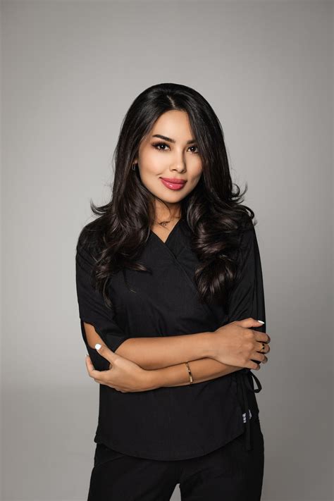 СММ Таргет Онлайн школа Привет 👋 Давайте поговорим сегодня о конкуренции ⠀ ⠀⠀Большинство