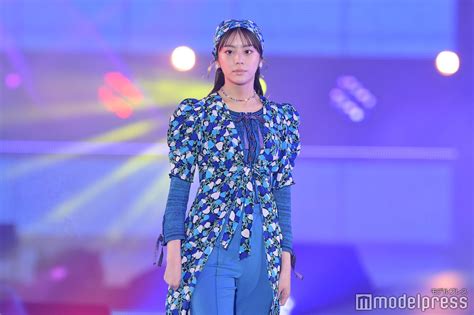 画像33 43 貴島明日香、自宅でのルームウェア姿披露「透明感すごい」「美脚すぎ」と話題 モデルプレス