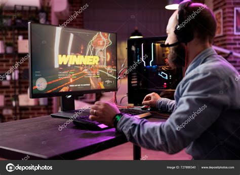 Gamer Winning Intense Singleplayer Spaceship Arcade Racing Videogame Powerful Gaming — Stock