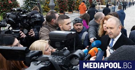 Радев сезира в понеделник КС за посегателството върху Конституцията