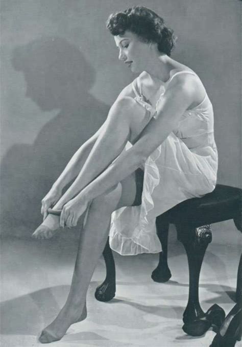 Womens 1940s Seamed Stockings Replica