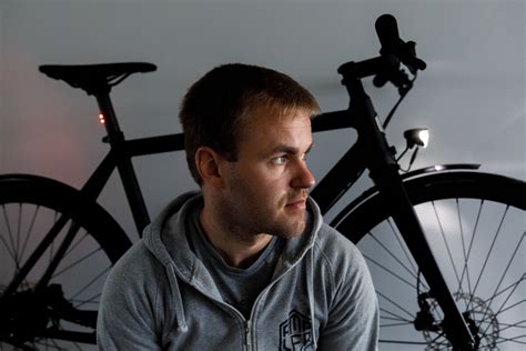 Suurinvestorid Taavet Ja Sten Aitavad Elektrirattatootja Rahahädast Välja