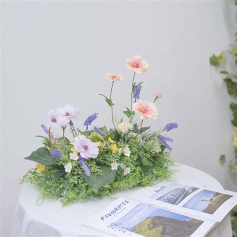 아티플라자 실크플라워 센터피스 라넌큘러스와 그린 아일랜드 조화센터피스