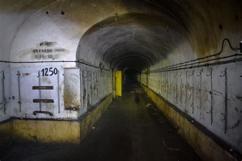 Exploration d un bunker abandonné sur la ligne Maginot
