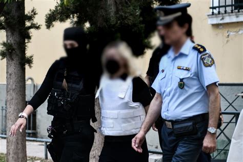 Ρούλα Πισπιρίγκου Οι υπόγειες κινήσεις ενόψει της απολογίας Debater