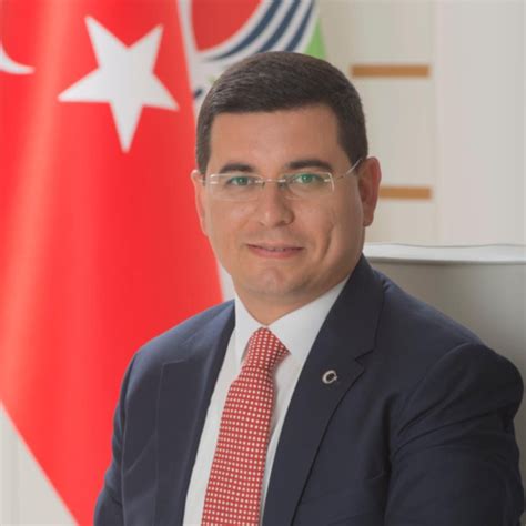 AK Parti nin Antalya Büyükşehir Belediye Başkanı adayı Hakan Tütüncü oldu