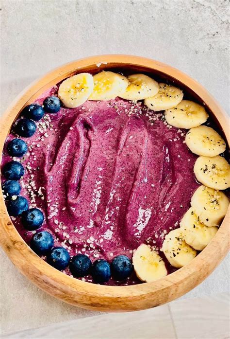 Blueberry Banana Smoothie Bowl