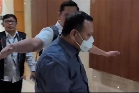 Berkas Firli Bahuri Ditunggu Kejati DKI Sampai Lusa