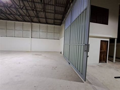 ให้เช่า รหัสc6031 ให้เช่าโกดังขนาดเล็กพร้อมออฟฟิศ พื้นที่ 200ตารางเมตร