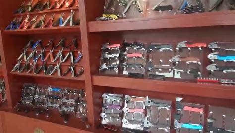 工厂现货多功能刀钳子户外组合多用钳刀折叠钳高品质礼品工具钳仔 阿里巴巴