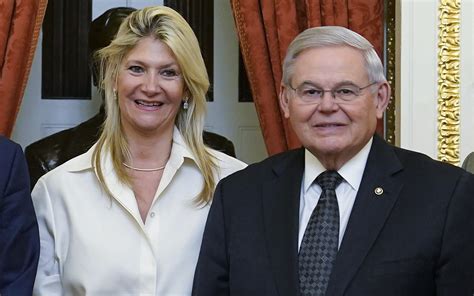 Us Senator Menendez Wife Charged With Bribery Over Alleged Scheme To