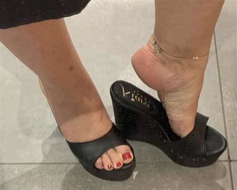 The Gorgeous 10 On Twitter Sexy Ig Beauty Yourmanlovescurvy
