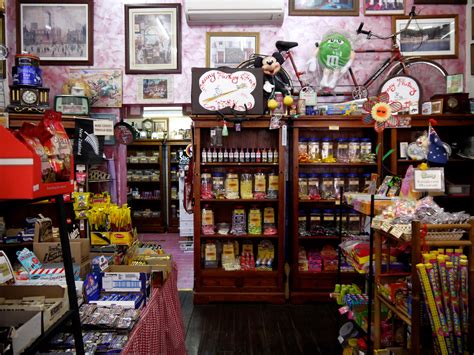 รูปภาพ อาคาร ร้านค้า ตลาด ร้านขายของชำ ผลิตภัณฑ์ ขายปลีก สินค้า