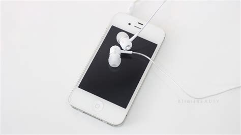 Bassbuds Review The Best Earbuds Classic White