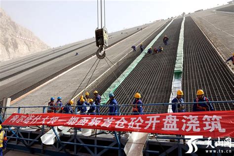 新疆叶尔羌河阿尔塔什水利枢纽大坝封顶 天山网 新疆新闻门户