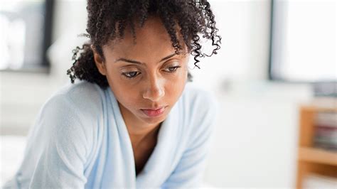 9 Secret Signs Of Loneliness