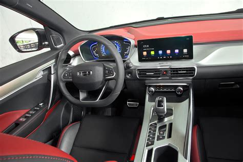 Geely Coolray — Авторевю