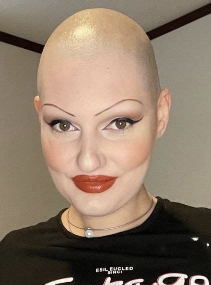 Pin By Agent Cooper On Very Smooooooooooooooth Shaved Head Women