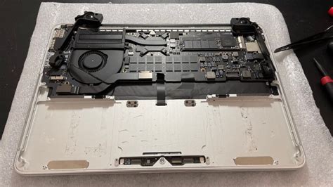 MacBook Pro Trackpad Replacement Professional Service