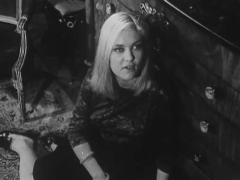Egalité Homme Femme En 1966 Ina