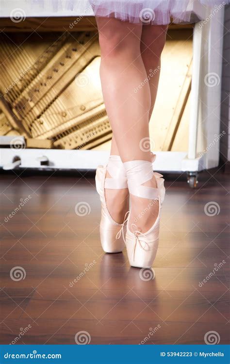 Ballerina Legs In Pointes On Dancing Hall Stock Image Image Of Classic Pirouette 53942223