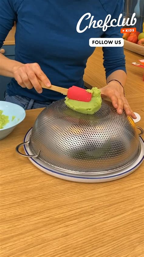 으스스한 셰퍼드 파이 🥧👾