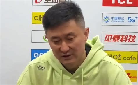 广东爆发内讧！记者曝外援拒绝上场，杜锋要背锅，朱芳雨自作自受