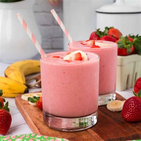 Strawberry Banana Yogurt Drink